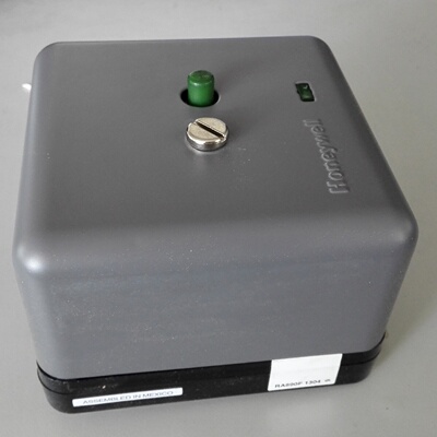 议价美国HoneywellHoneywell火焰控制器 RA890F1304质保一年