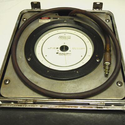 WALLACE  TIERNAN 6ICID0200V ABSOLUTE PRESSURE KILOPASCAL