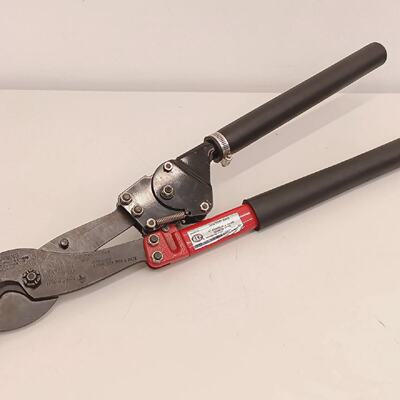 HKP 8690FH Ratchettype Hard Cable Cutter. 1316 in. Capacity