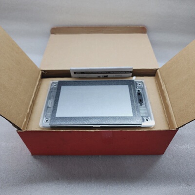 CAREL PGR07000TDDB0 PROGRAMMING TERMINAL 24V