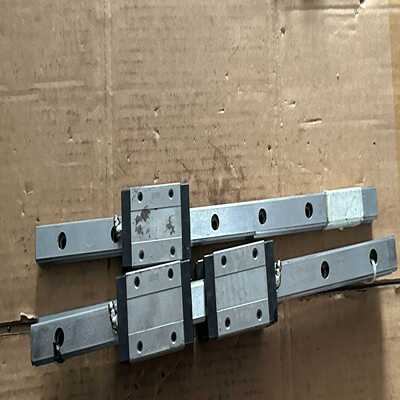 THKSHS20直线导轨滑块2套打包价--议价商品