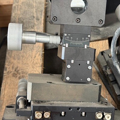 SURUGAXYZ三轴手动滑台型号B11120CR议价