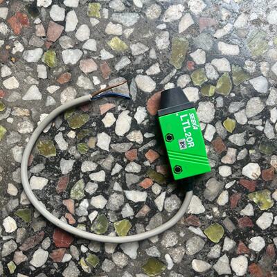 日本原装正品竹中LTL20RLTR20R激光传感器-议价