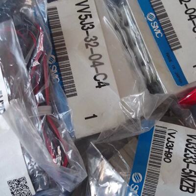 供应现货全新电磁阀VJ3133-5LB VJ3233-5MZB VV5J3-32-04*