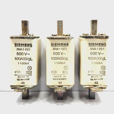 3NA1021 SIEMENS  FUSE. 500V 100 AMP LOT OF 3
