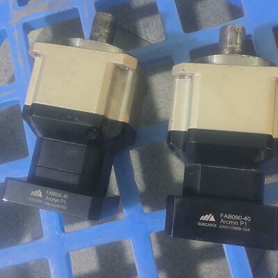 询-SUNCARVE三凯行星减速机弯头型号FABR090一40