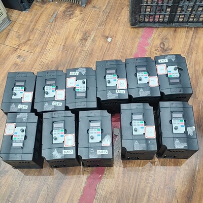 议价Uversal Frequency Converter Pi130 0.75Kw 380V ThreePhase