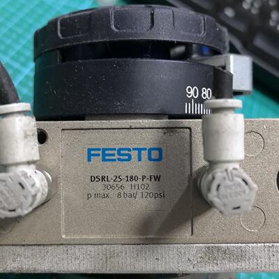 FESTO费斯托角行程驱动器DSRL25180PFW