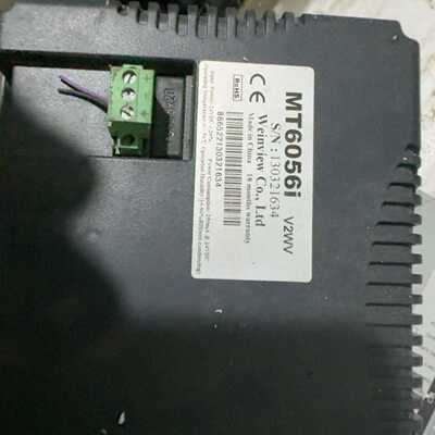 威伦触摸屏，型号MT6056iV2WV，有两台，拆机品，功--议价商品