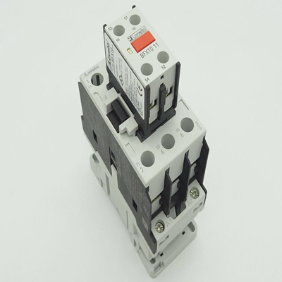 LOVATOBF3200ASchtzContactor16kW32ASpule230VHilfssch