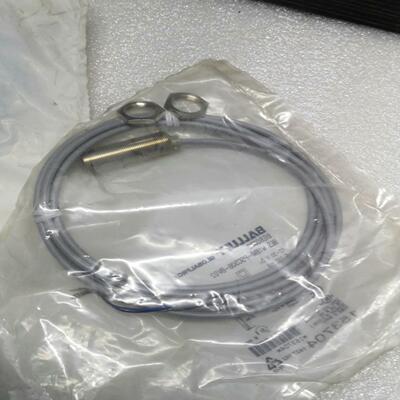 BES M18MI-PSC50B-BV02，BES0082拍前询价