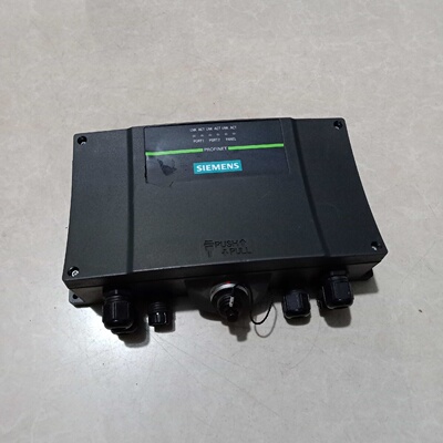 议价西门子6AV6671 6AV6 671-5AE11-0AX0  面板连接盒 拆机有破损