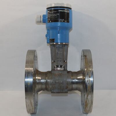 EndressHauser 72FRKSE0BA1AEA4AW Flow Meter PROWIRL F