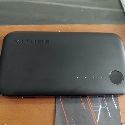 VITURE魔宝坞型号V1219容量13000毫安不议价