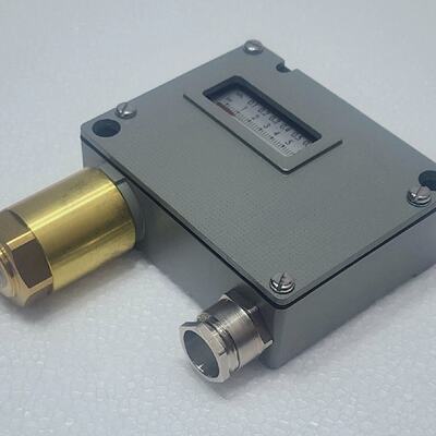 TRAFAG 900.2377.903 Interruptor de Presin 06 Barra