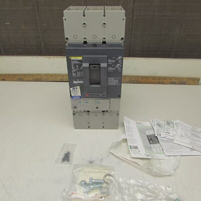 SQUARE D  DGF36400E20AAUO PowerPact CIRCUIT BREAKER 3P400A60