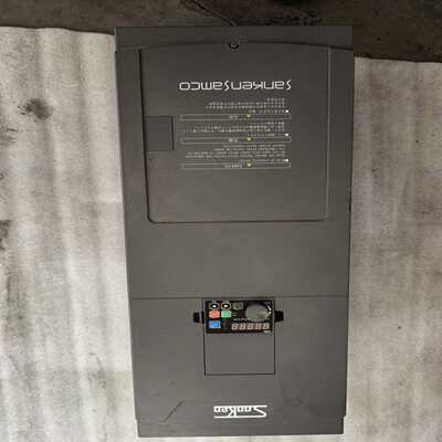 咨询-三垦VM06-0450-N445KW变频器，实物