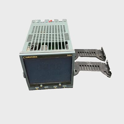 EUROTHERM 2404VCVHRMXXXXRFXXFMXXFRA REGULATEUR DE TEMPERATUR