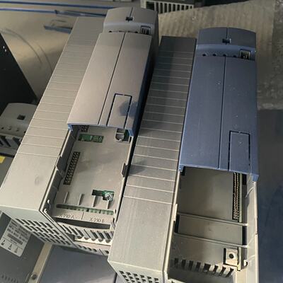 议价Bonfiglioli Frequency Converter Acu40119A Acu 40119A适用