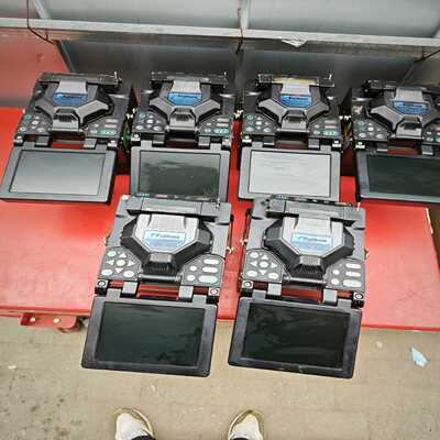 藤仓fsm-50s光纤熔接机都开机已经保养换了夹具垫(亚飞商行）