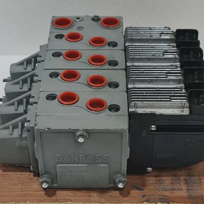 Vanne Proportionnelle DANFOSS N 157Z265609 PVP 230 BAR 157Z2