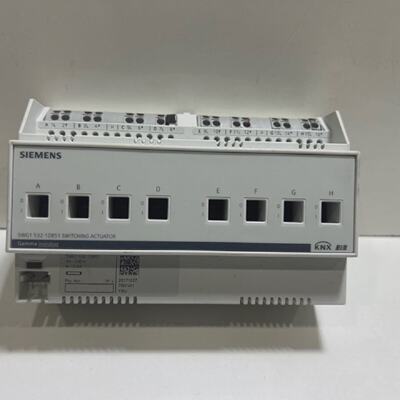 SIEMENS 5WG1 5321DB51 Schaltaktor
