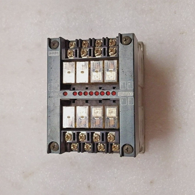 IDECPFA-1T081FA-18-OUTPUTUNIT100-120/200-240VAC
