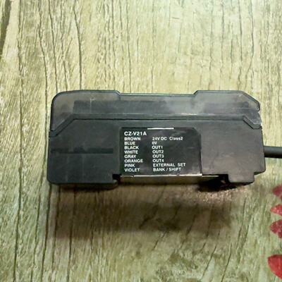 议价CzV21a Laser Sensor Has A Color Label Sensor适用