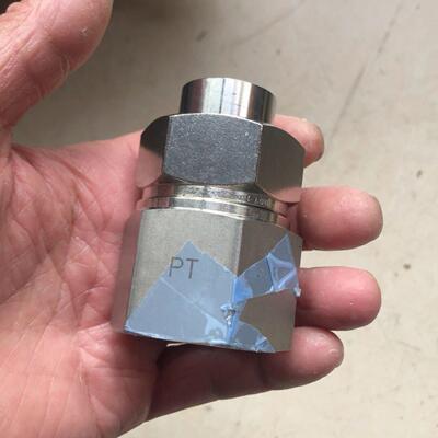 superlok316卡套接头。实物参数以图片为准。顺丰询价