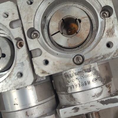议价80 RightAngle Speed Ratio 5 Planetary Reducers 3 Sets Th