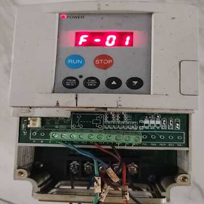 富凌变频器DZB100J000.7L2JY，0.75KW功率