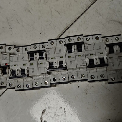 断路器 5SY6210-6，5sy62 mcb C10-议价