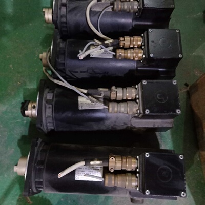 议价MOOG PM伺服马达 电机C2612072 CLASSE SERVOMOTOR 570W拆机