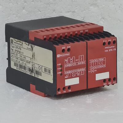 Schneider Telemecanique XPSFB5111 RELAIS DE SCURIT 300V 2.5A