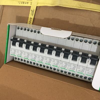议价917354 16A 1PN 施耐德 RCBO 10A 30MA 1PN MUitI 9 支持验货