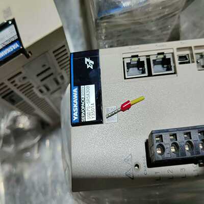 #控制器安川SGD7S-5R5A30BY3501ASGD7--议价商品