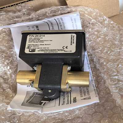 美国UE原装压差开关24-014，型号UEC24014M26--议价商品