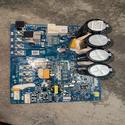 【议价】AC32I39.RWM.210202驱动板，成色如图，有一个