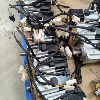 议价Hechuan 400W Servo Motor With Brake Absolute Value Motor