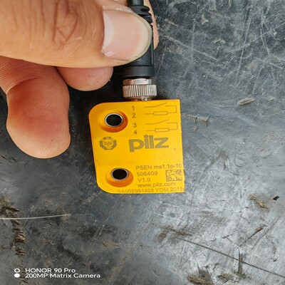 PILZ皮尔兹安全开关，506409成色如图，询价