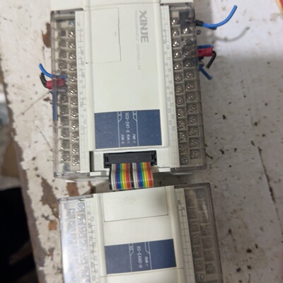信捷PLCXC324TE扩展模块XCE4ADH-询