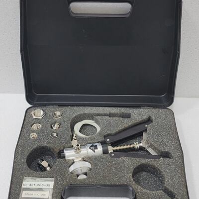 GE DRUCK PV211 PNEUMATIC HAND PUMP  PRESSURE CALIBRATOR KIT