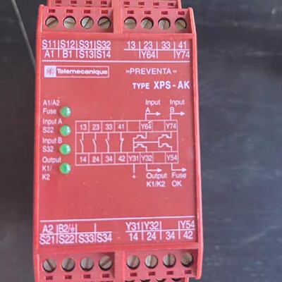 议价XPSAK351144P  XPSBAC14AP XPSDME1132施耐德安全继电器