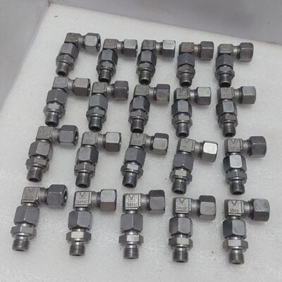 Man BW Diesel 434.04.291 Connessione Angolare A Vite  Lotto