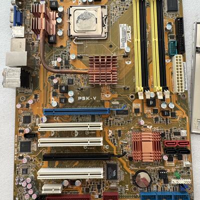件华硕P5K主板775针CPU实物图片—议价