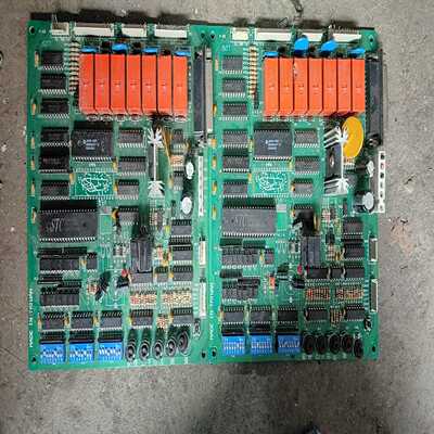 台湾冠兴娃娃机鱼儿机电路主板拆机板有2张。功能不知，仅做配-议