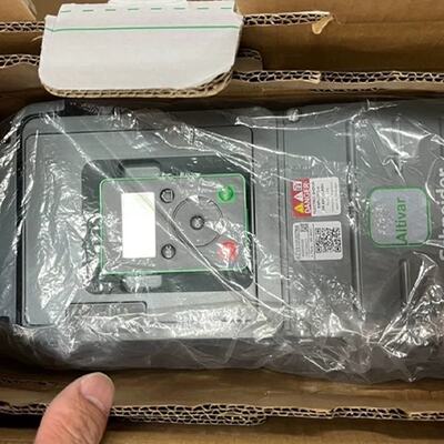 议价atv610u07n4施耐德变频器全新原装现货需议价