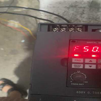 众辰变频器H2400A0D75K，380V，0.75KW，实【询价】