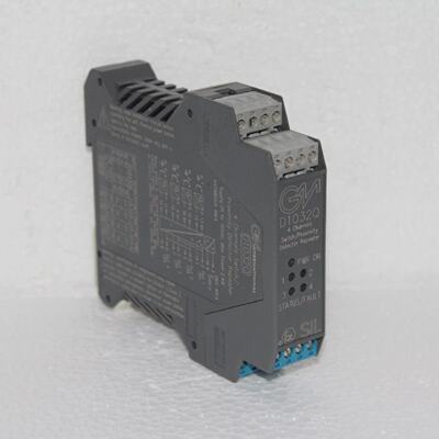 GM INTERNATIONAL D1032Q SIL 2 SwitchProximity Detector Repea