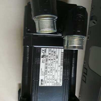 询价~Lenze伺服控制器+马达 E94ASHE0034+GST0